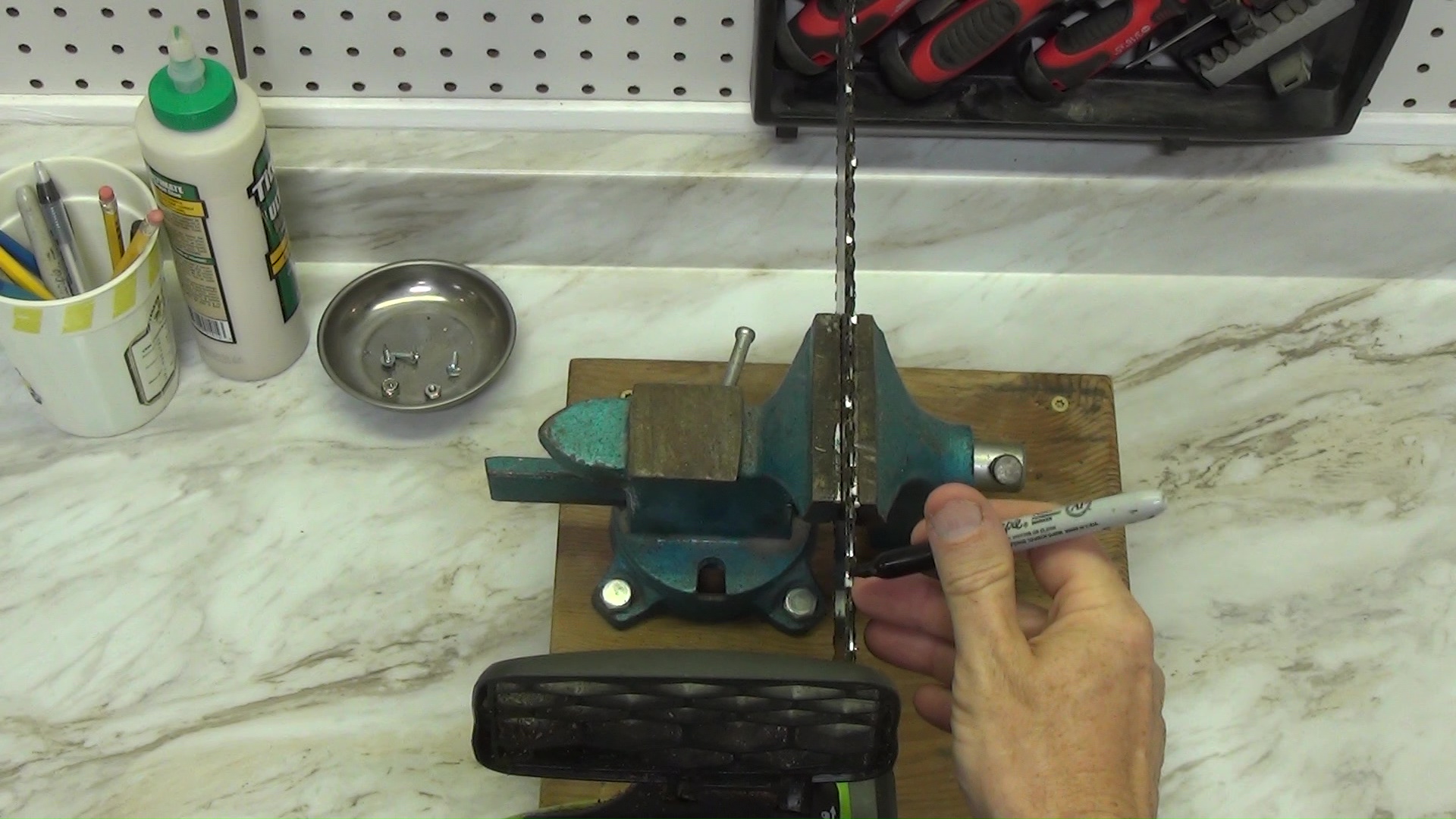 Best Chainsaw Sharpener Ever! – DIY My Way